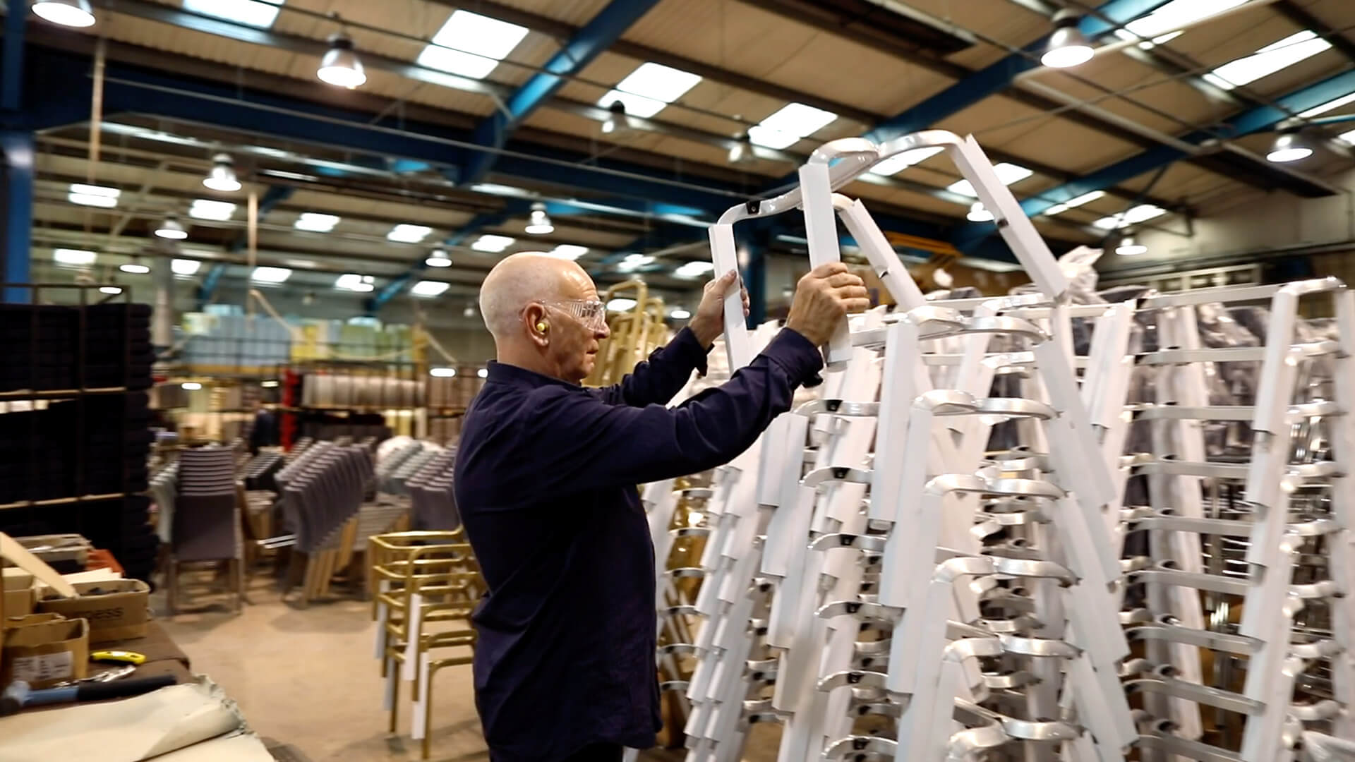 FRAME OR SEAT STACKING: WHAT’S THE DIFFERENCE?