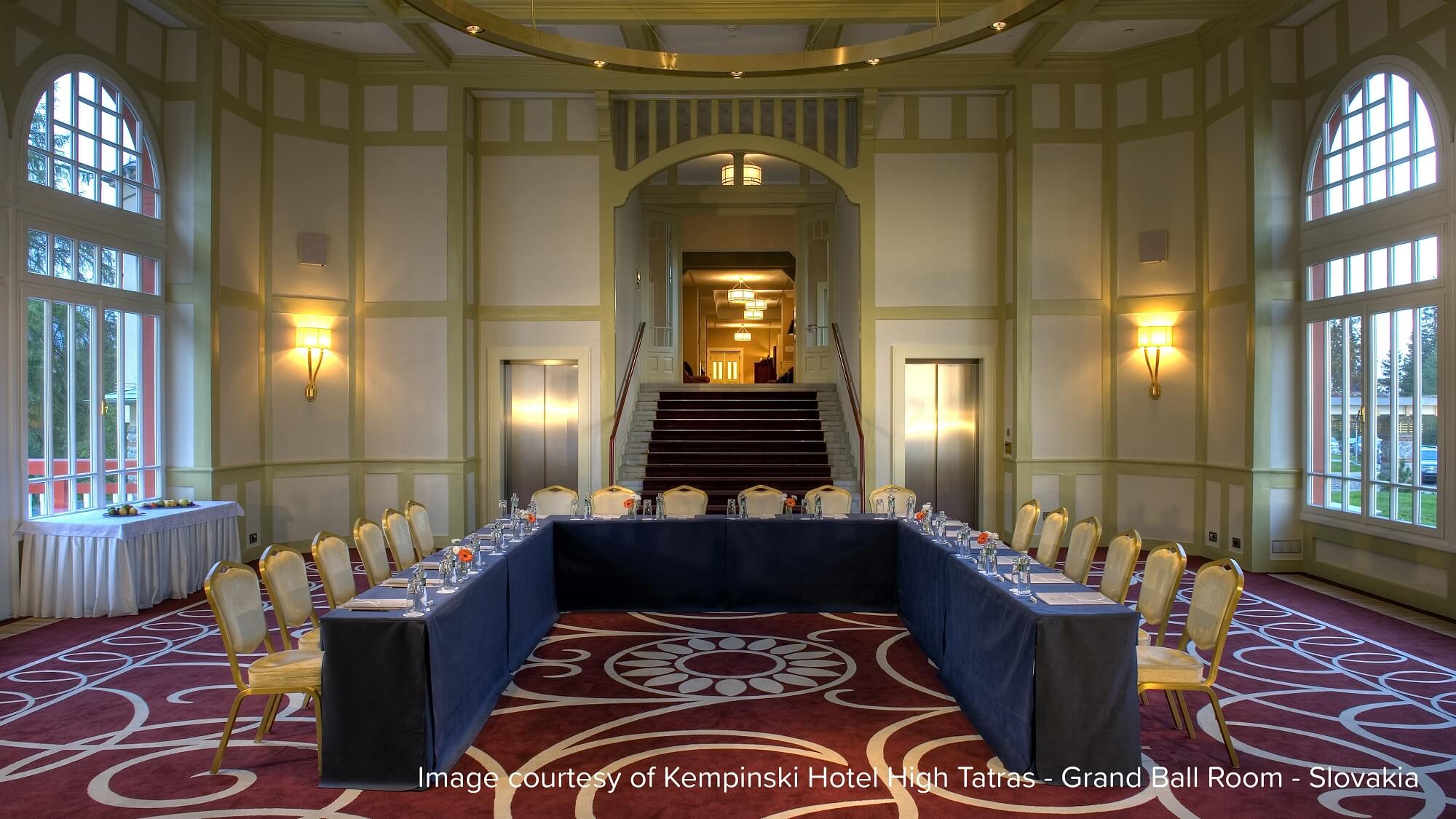 HOW THE PSYCHOLOGY OF COLOUR CAN IMPROVE HOSPITALITY DESIGN