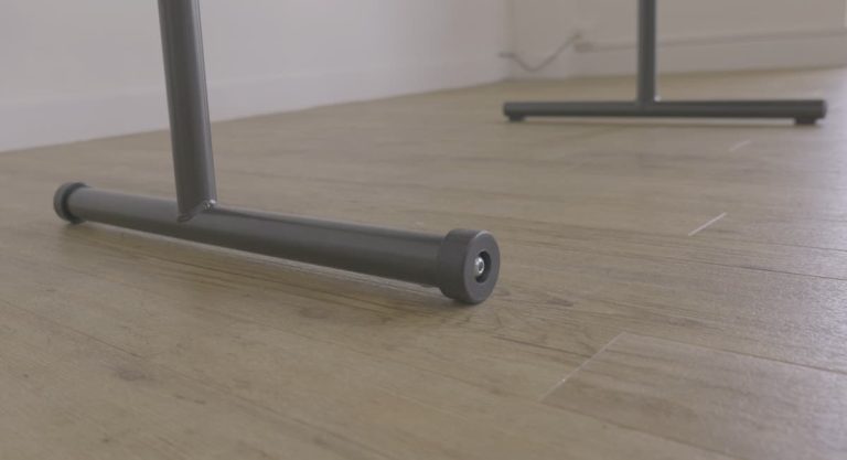 6 benefits of adding castors to commercial tables
